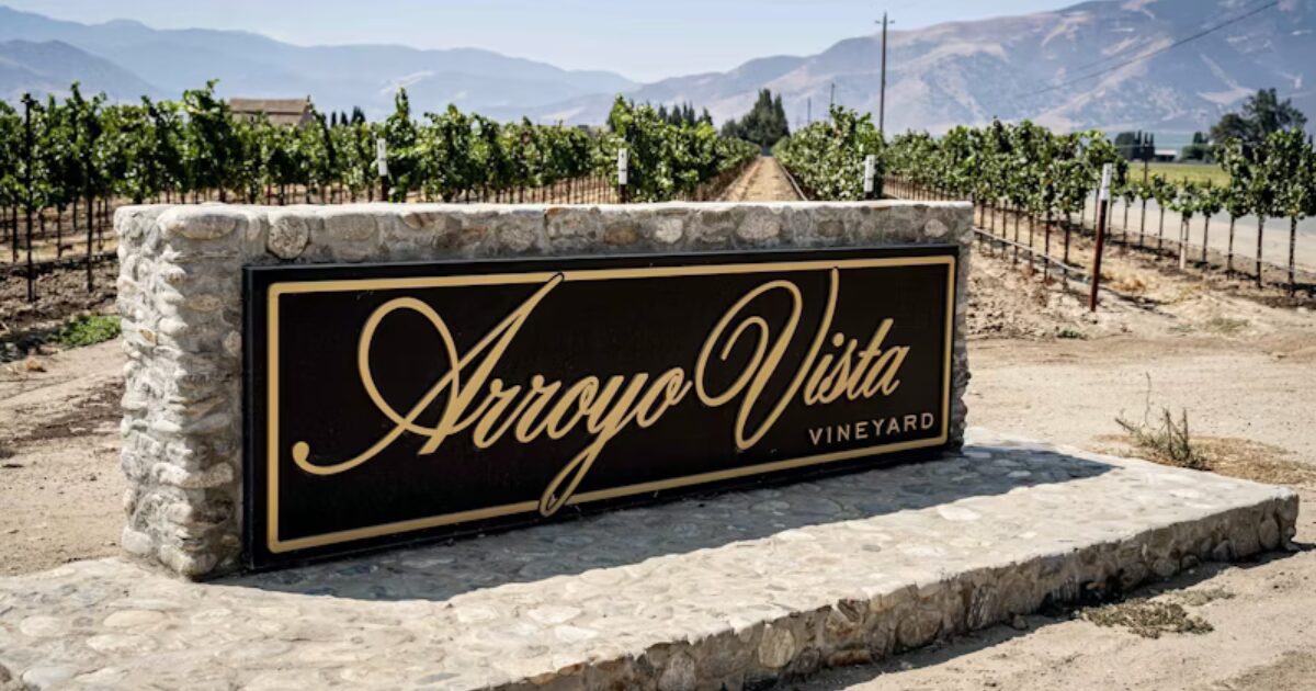 J. Lohr | Ninety-Plus Points for Arroyo Vista and October Night